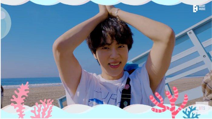 Jin BTS Rilis Lagu 'Super Tuna' di Hari Ultahnya, Lokasi Pembuatan MV Menggemaskan di Pantai Ini ...