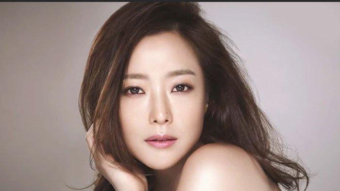 Sinopsis Drakor Gaslighting, Kim Hee Sun Jadi Konselor Psikologis ...