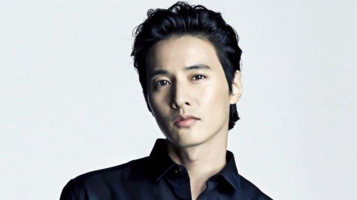 Sosok Won Bin, Aktor Korea Selatan yang Datang dan Menangis di Rumah ...