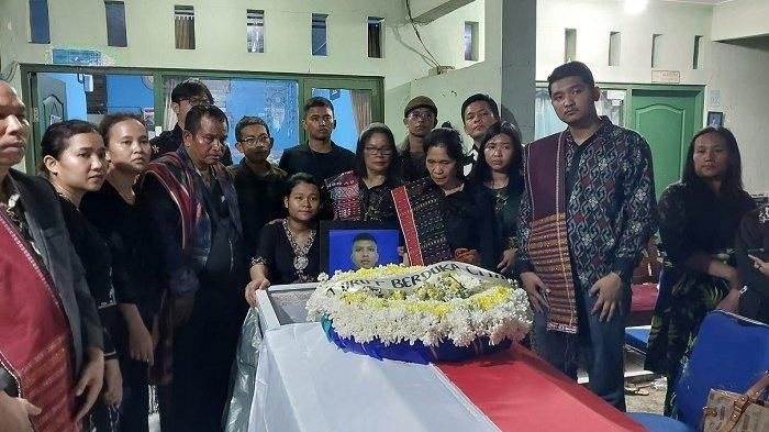 'Selamat Paskah' Pesan Terakhir Roybertus Simbolon ke Istri Hamil ...