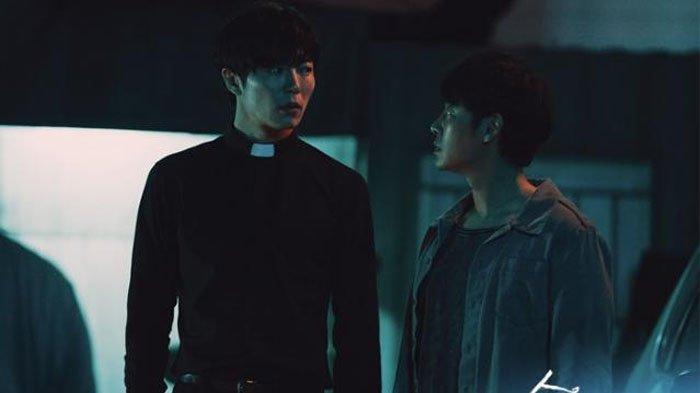 Sinopsis Drama Korea The Guest, Kisah Seseorang Membasmi Iblis Jahat ...