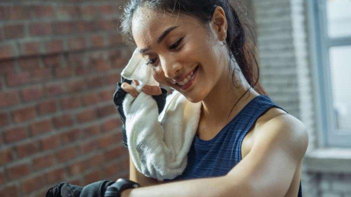 Fakta dan Manfaat Keringat Bagi Manusia, Sebagai Pengontrol Suhu Tubuh ...