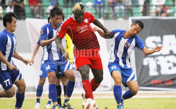 Arema ISL Mulai Berburu Pemain - TribunNews.com