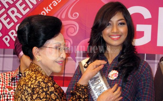 Putri Pariwisata 2011 Kesal Birokrasi Buruk - TribunNews.com