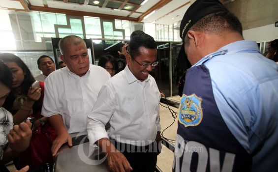 Tidak Kuasai Audit BPK, Effendi Simbolon: Dahlan Layak Diusir ...