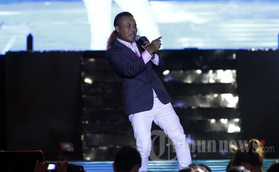 Sule Ingin Indonesia Tersenyum Saat Dengar Lagunya - TribunNews.com