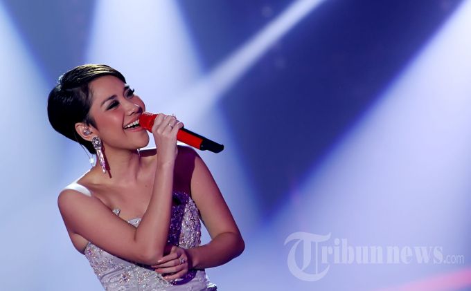 Sandy Sandoro, Once dan BCL Pukau Penonton di Lampung - TribunNews.com