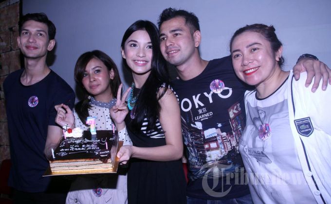 Melly Goeslaw Doakan Personel BBB Menyusul Raffi Ahmad Menikah - TribunNews.com