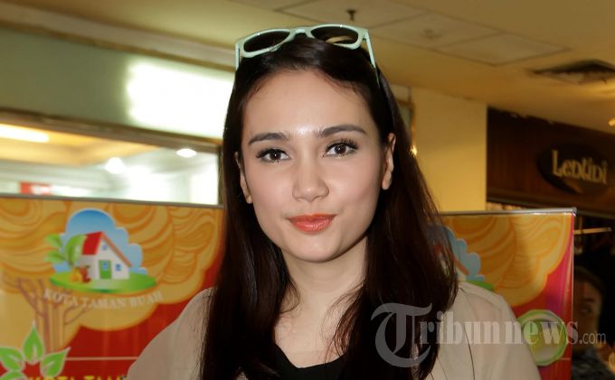 Feby Febiola Ngebet Ingin Urus Anak - TribunNews.com