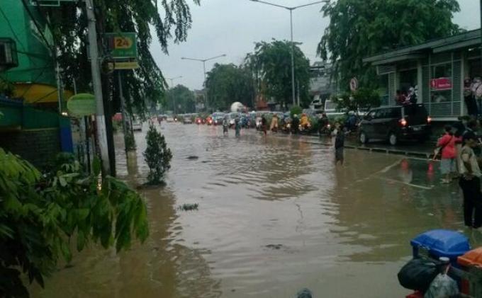 Pagi Ini Jakarta dan Sekitarnya Masih Dikepung Banjir - TribunNews.com