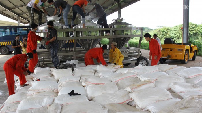 Pabrik Garam Farmasi Kimia Farma Bakal Pangkas Impor - TribunNews.com