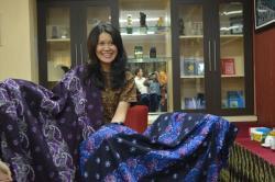 Mahasiswa FKU UGM Lahirkan Kreasi Batik Motif Histologi - TribunNews.com