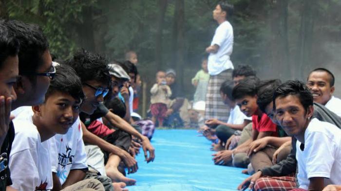 Punksantren, Kegiatan Komunitas Punk Muslim dan Dompet Dhuafa ...