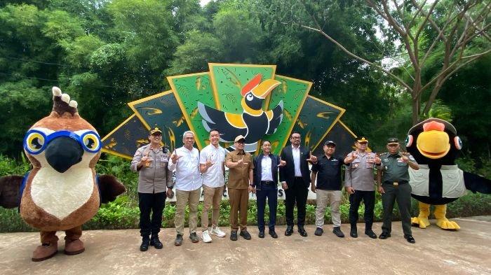 Menteri Kehutanan Resmikan Aviary Park Indonesia, Pusat Konservasi ...