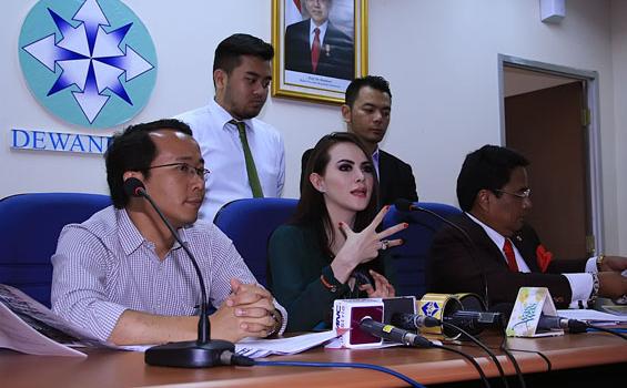 Angel Lelga: Jangan Sembarangan Beritakan Saya - TribunNews.com