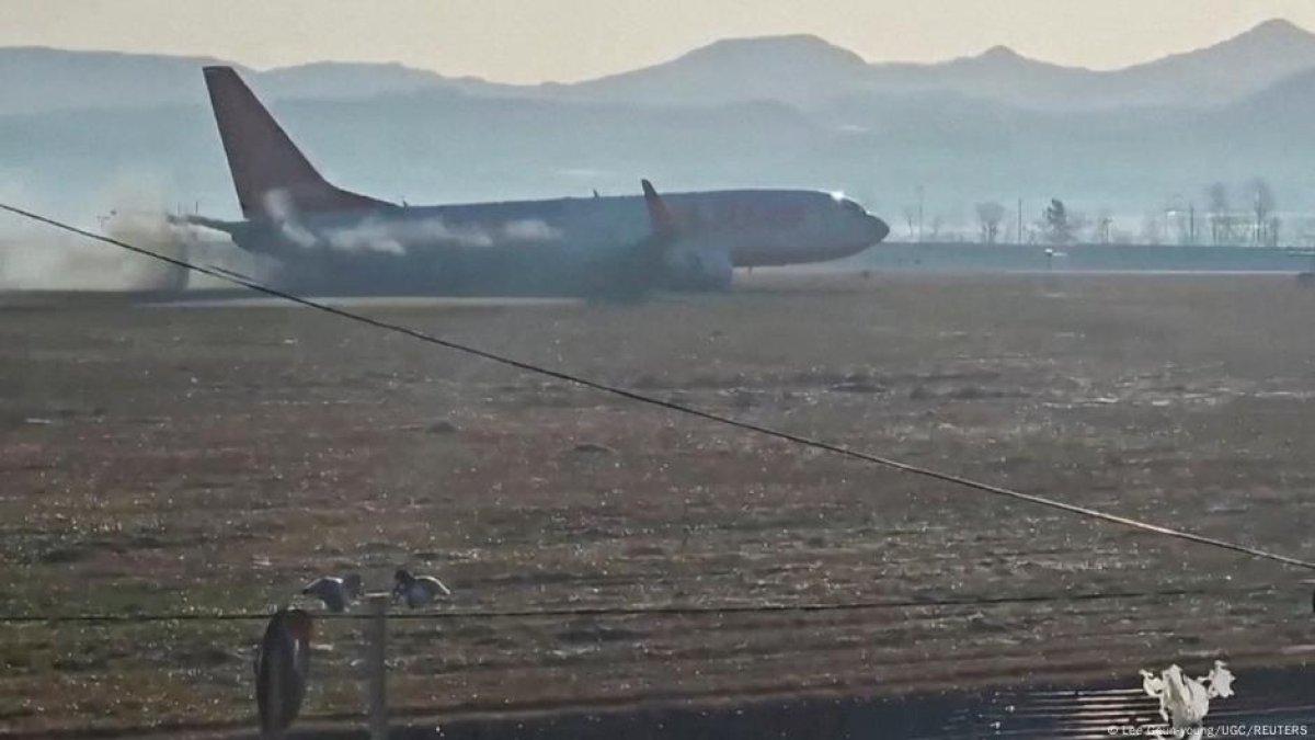 Korea Selatan: Tanggul Menjadi Fokus Investigasi Kecelakaan Jeju Air - TribunNews.com