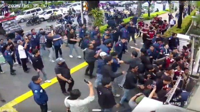 Polisi Kembali Tangkap Satu Mahasiswa Buntut Demo Ricuh di Depan Gedung ...