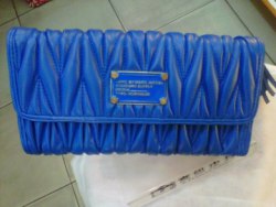 Bagaimana Cara Merawat Dompet? - TribunNews.com