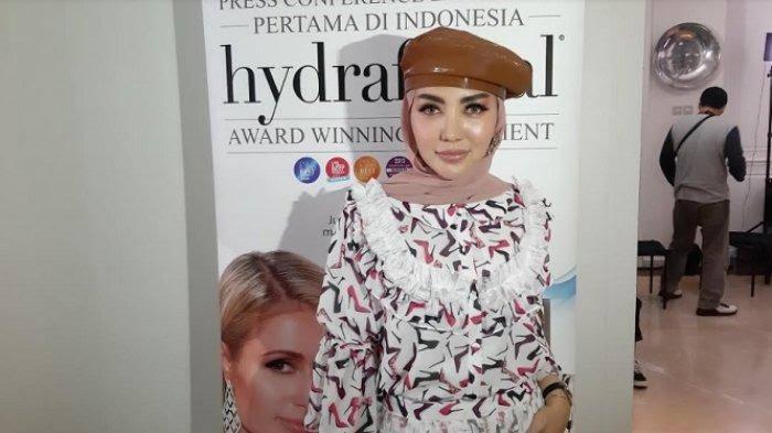 Bella Shofie, Anggota DPRD Buru Jarang Ngantor dan Berada di Malaysia ...