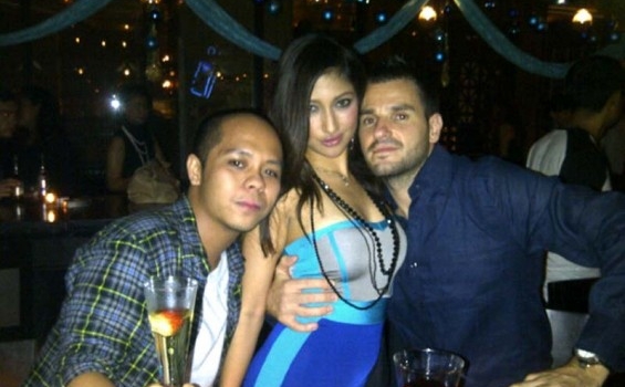 Ada Lagi Foto Hot Rahma Azhari! Upload Enggak Yaaa? - TribunNews.com