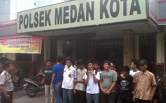 Geng Motor Simple Life Bubar di Mapolsek Medan Kota - TribunNews.com