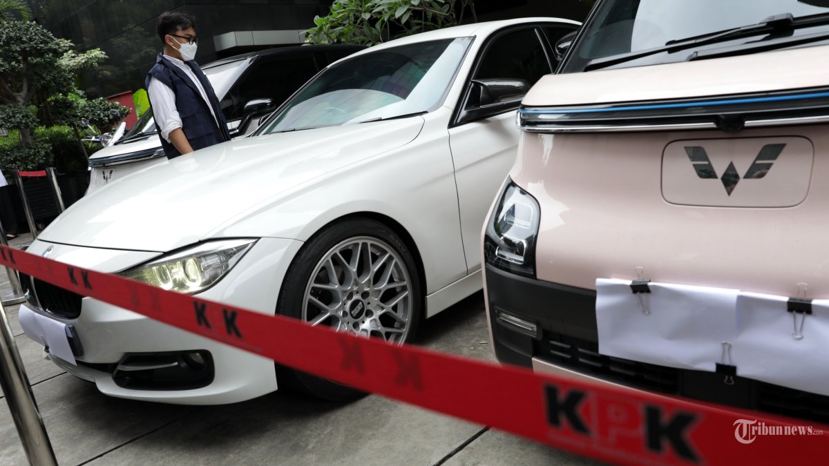 KPK Sita Dokumen dari Tersangka Kasus Pemerasan Tenaga Kerja Asing Kemnaker - Halaman all ...