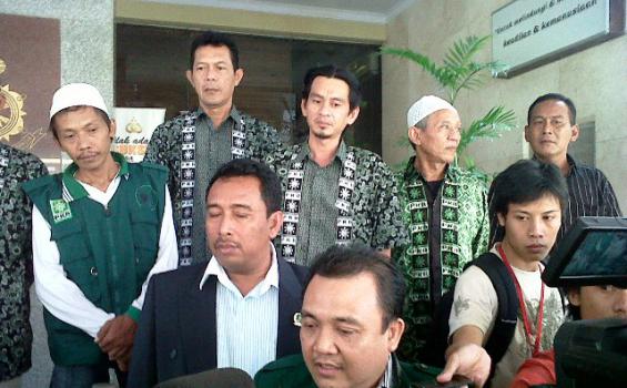 Pengurus PKB ke Mabes Polri untuk Laporkan Lily Wahid - TribunNews.com