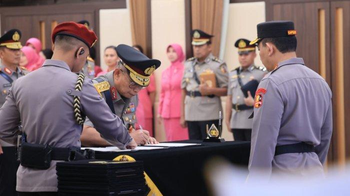 Kapolri Lantik 10 Kapolda Baru dan As SDM Polri, Berikut Daftar Jenderal Duduki Jabatan Baru ...