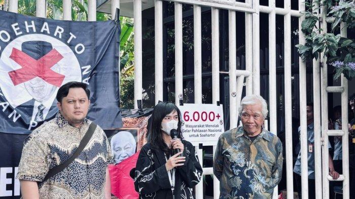 Penolakan Gelar Pahlawan Nasional Soeharto Menguat, Korban Tragedi 1965 ...