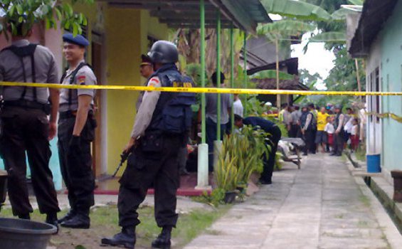 Anas jadi Buronan Polisi karena Ikut Rakit Bom Bima - TribunNews.com