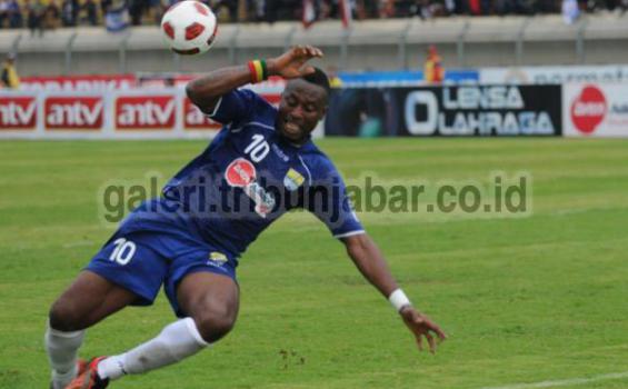 Manajer Persib Umuh: Moses Sakyi Pemain Jelek - TribunNews.com