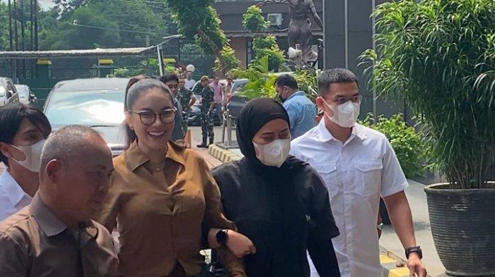 Hal yang Akan Diungkapkan Nikita Mirzani di Sidang Mediasi Kasus Wanprestasi Reza Gladys ...