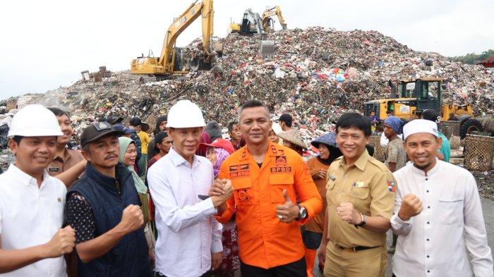 Tindak Lanjuti Kerja Sama, Jaro Ade dan Jaenal Mutaqin Tinjau TPA ...