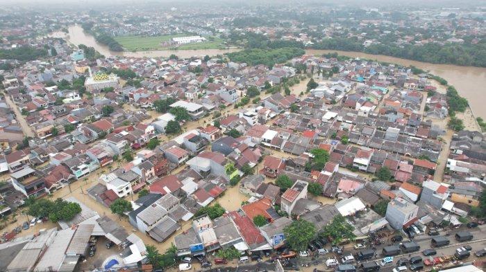 Foto-Foto Lanskap Banjir Bekasi: Penuh Air Warna Cokelat, Update ...