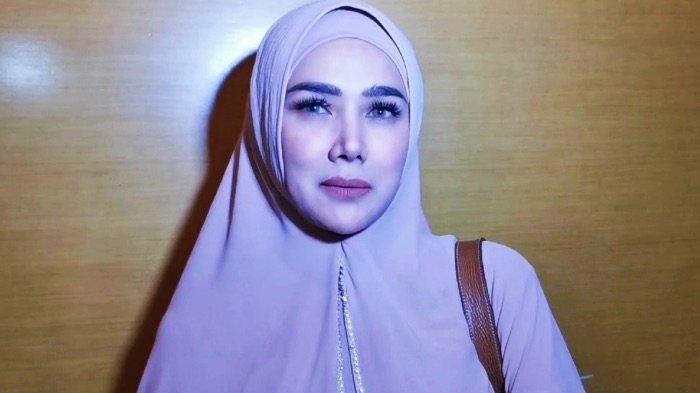 Mulan Jameela Pamer Lagi Kerja di DPR, saat Video Ahmad Dhani Sindir ... Mulan Jameela Pamer Lagi Kerja di DPR, saat Video Ahmad Dhani Sindir ...