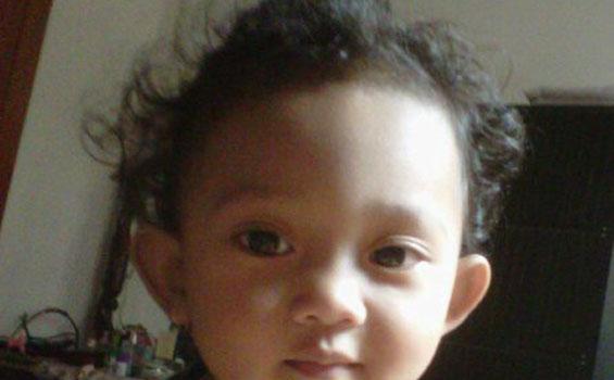 Bu, Begini Lho Cara Merawat Rambut Anak yang Keriting - TribunNews.com