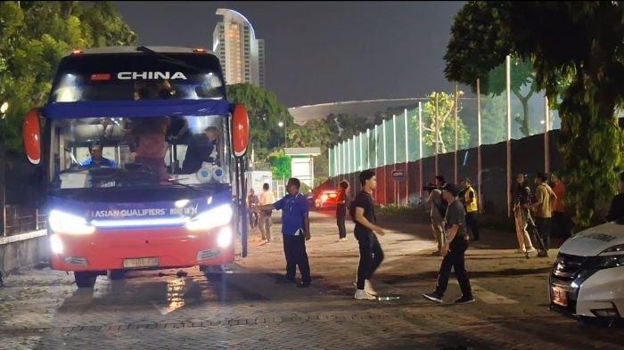 Latihan Timnas China di Lapangan A GBK Dijaga Ketat: Media dari ...