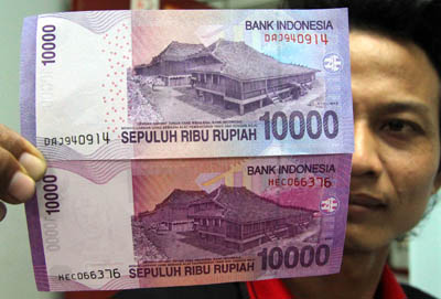 Warga Keluhkan Uang Pecahan Rp 10 Ribu - TribunNews.com