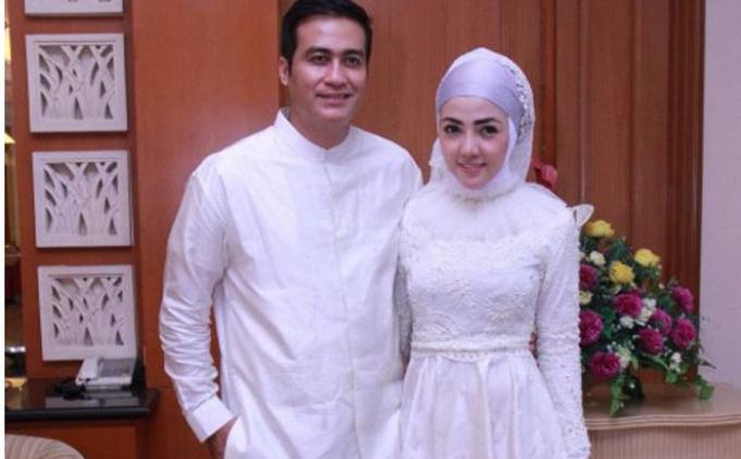 Bella Sophie Akui Tak Pernah Bertunangan dengan Adjie Pangestu - TribunNews.com