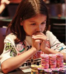 Luar Biasa, Alexa Jadi Pemain Poker Termuda di Dunia - TribunNews.com