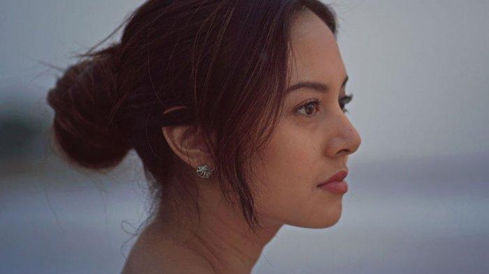 Film Story of Dinda Second Chance of Happiness Antarkan Pesan Ini untuk ...