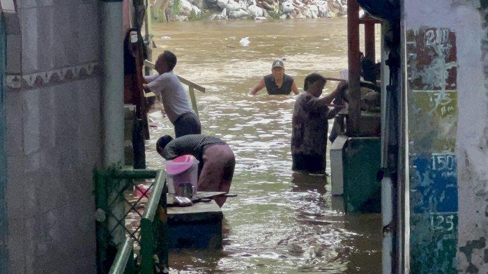 4 Cara Cek Banjir Jakarta Real Time, Gunakan Situs dan Aplikasi Ini - TribunNews.com