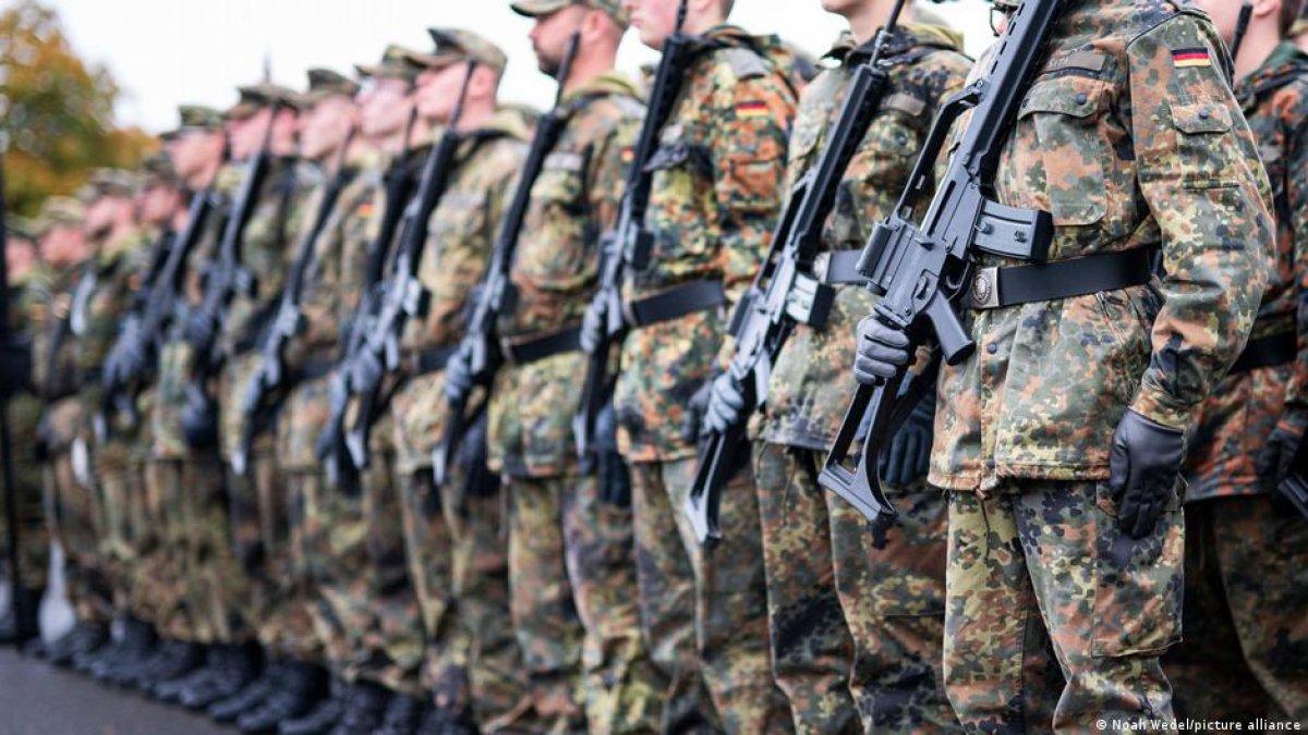 Jerman Pertimbangkan Warga Negara Asing Menjadi Tentara - TribunNews.com