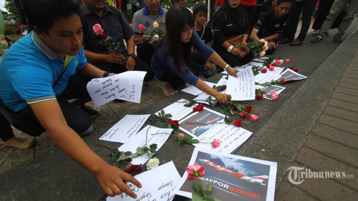 Istri Pilot Kapten Iriyanto Dapat Informasi Temuan Serpihan AirAsia ...