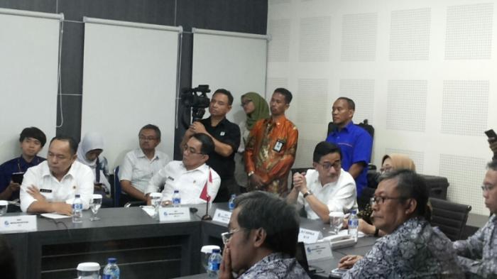 Ferry Mursyidan Bahas Peta Tata Ruang dengan BIG - TribunNews.com