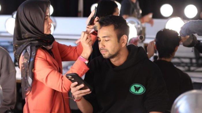 Kisah Indah Aini, Berawal Buka Salon di Garasi hingga Pamerkan Karya ...