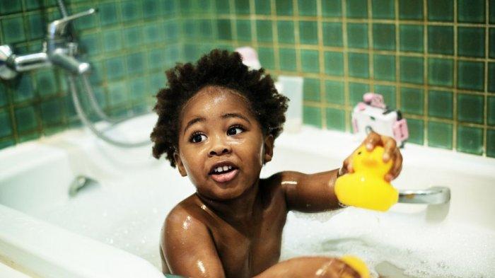 Anak Mulai Malas Mandi? Kenali Penyebab dan Cara Mengatasinya ...