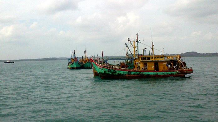 30 Kapal Nelayan Asing Ditenggelamkan di Empat Tempat Berbeda - TribunNews.com