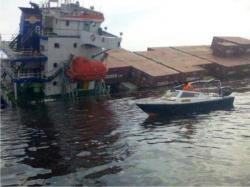 Kapal Bermuatan Kontainer Tenggelam di Laut Banda, 19 ABK Hilang - TribunNews.com