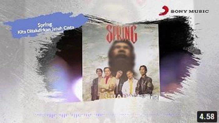 Chord Gitar dan Lirik Lagu Kita Ditakdirkan Jatuh Cinta - Spring ...